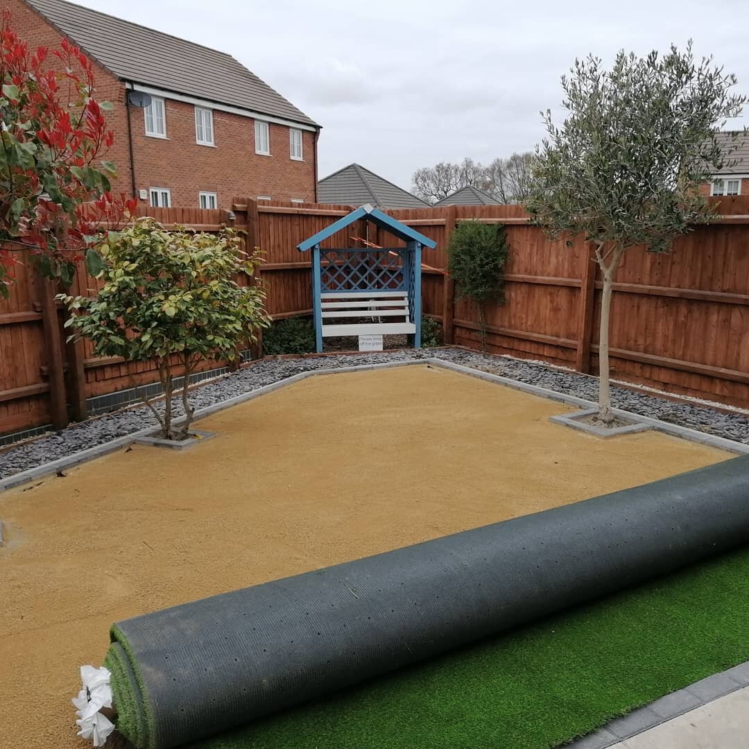 Turf Laying Services Near Me - Customscape